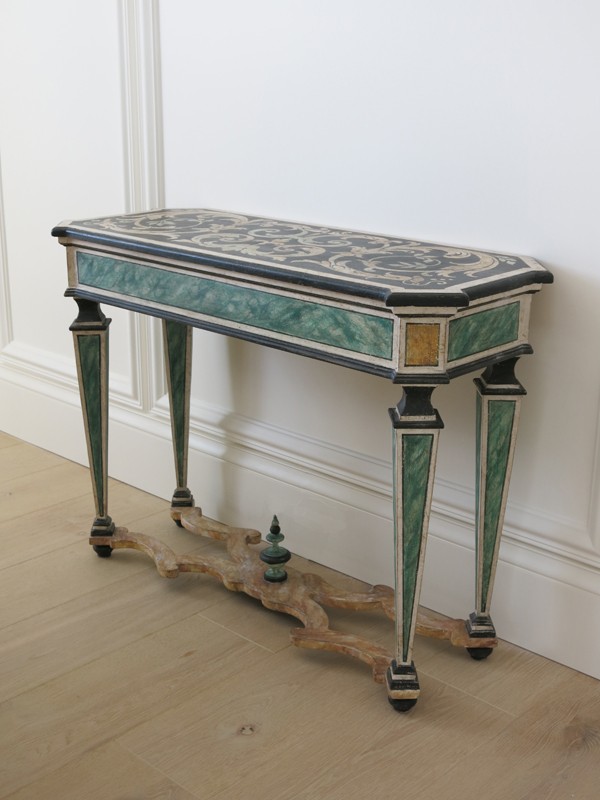 Terra di Siena - consoles