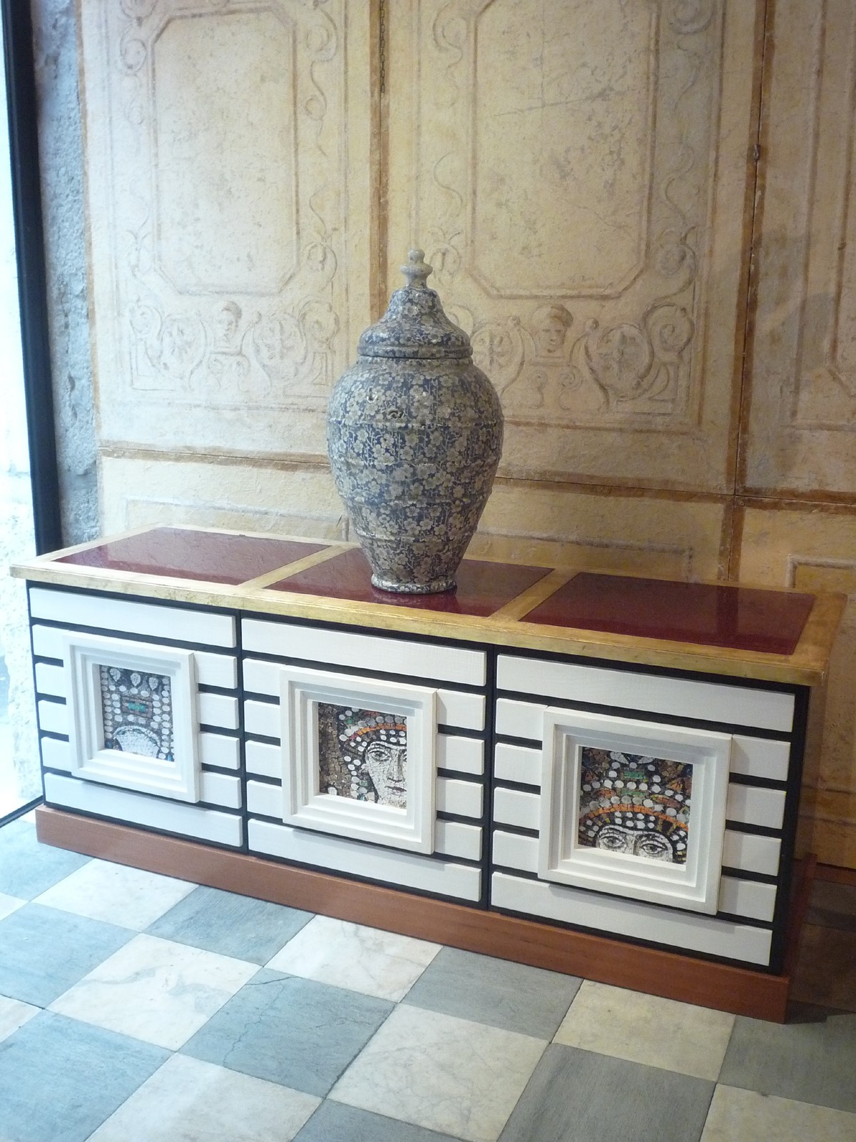 Terra di Siena - crédences